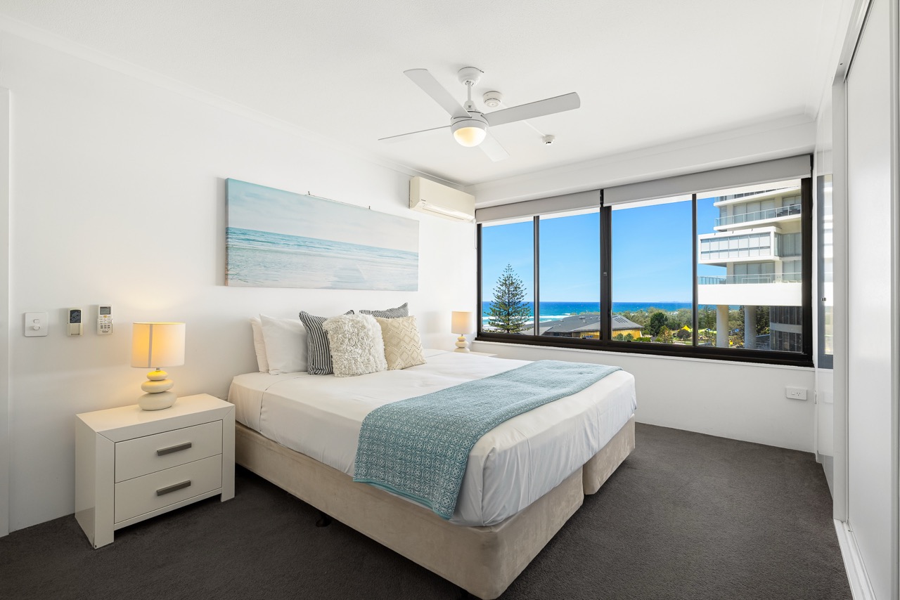 South Pacific Plaza - 2 Bedroom Apartment with Ocean View – Floors 6-10